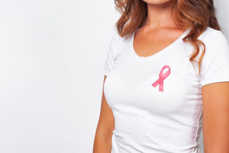 Cancer du sein : Témoignage s de femmes, et Symptômes - Gynélia